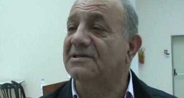 رسائلُ أم مساجلاتٌ شعريّة؟